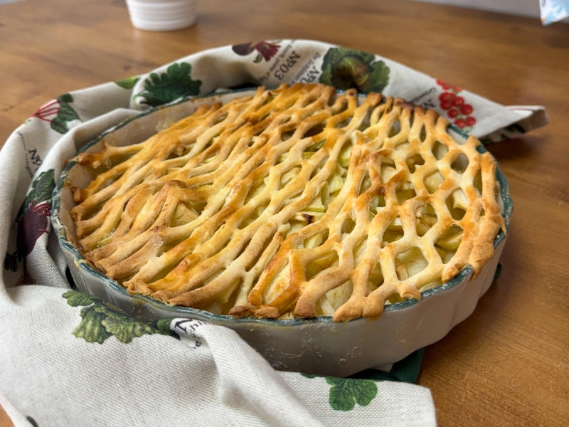Simple Apple Pie Recipe | Celebrate Spring with a Classic Bake – Dexam